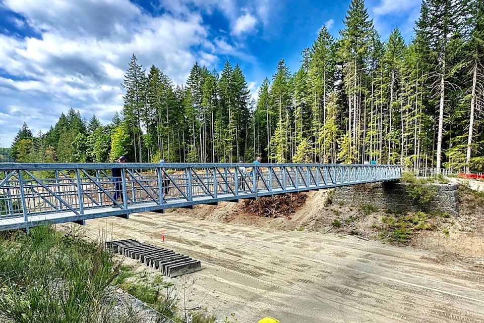 BC Hydro to donate the John Hart pedestrian bridge to Rotary Club ...
